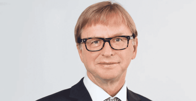 Two salmon farming chiefs step down in two days | The Fish Site