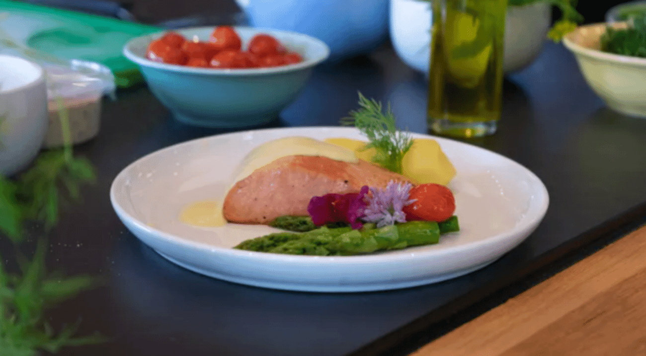 Austrian plant-based seafood startup unveils its “game changer” salmon ...