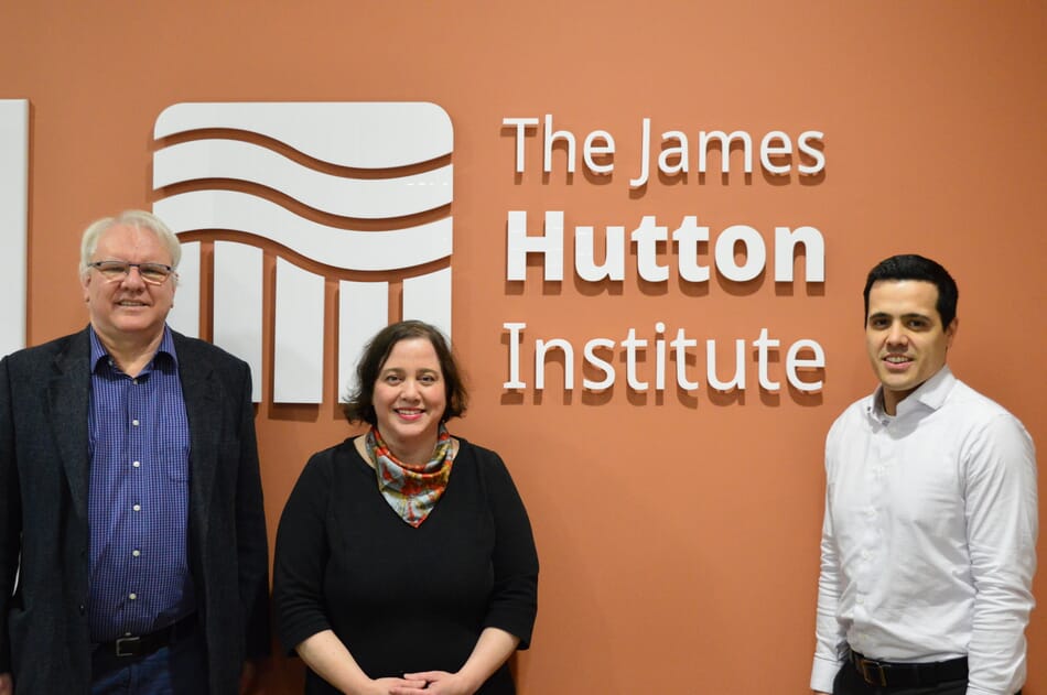 Seaweed-based dye startup joins the James Hutton Institute | The Fish Site