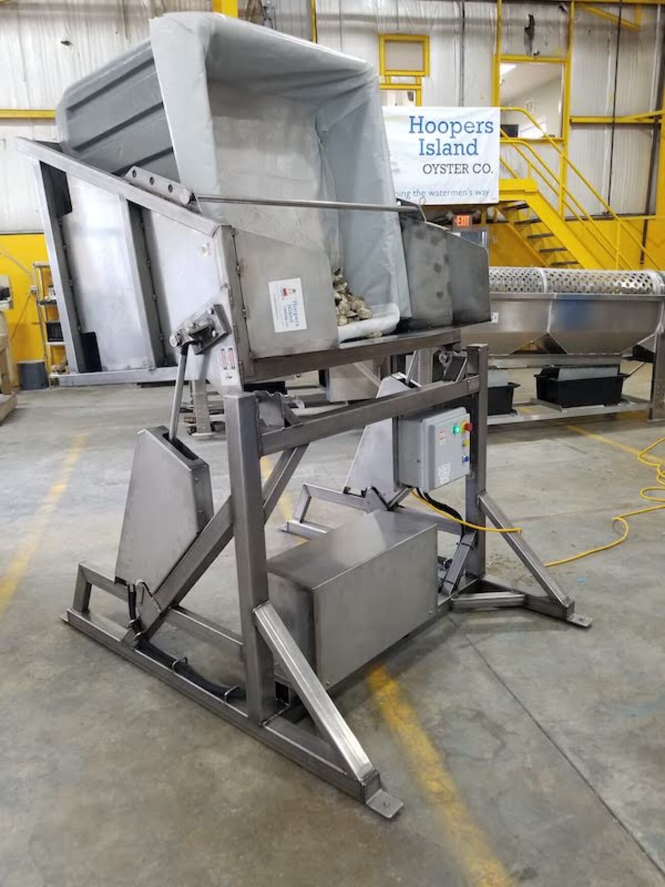 Oyster firm launches pair of shellfish processing machines | The Fish Site